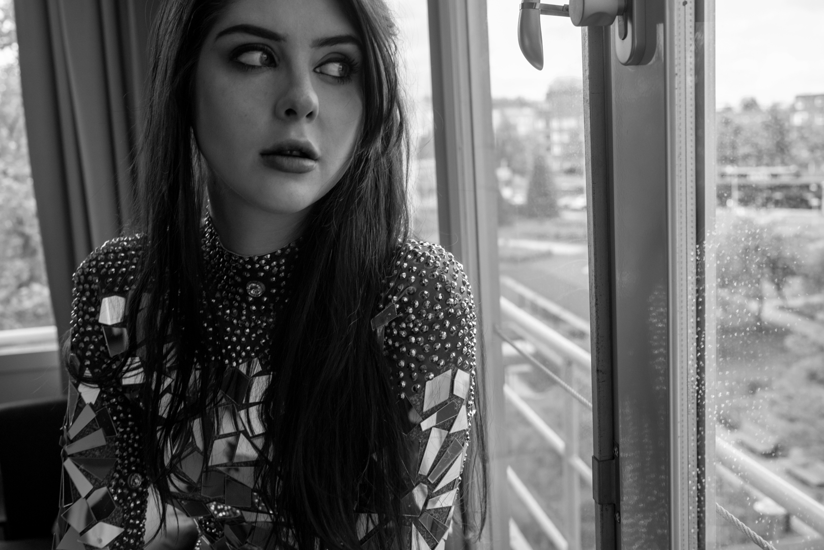 Bec loves her sparkles – raw – Peter Coulson Photographer :: Official